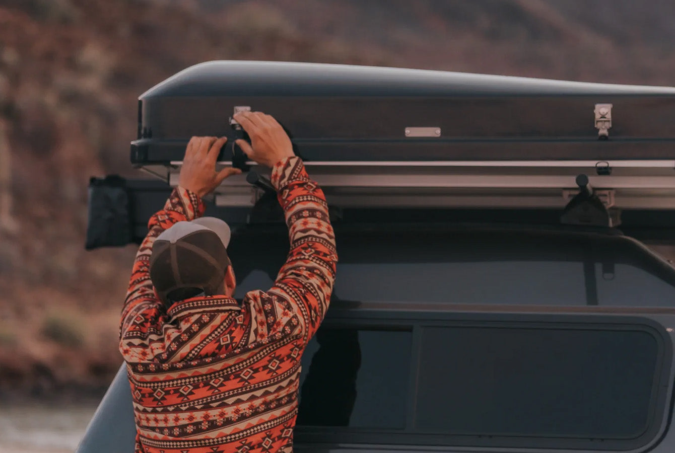 How to Mount a Roof Top Tent | A Step by Step Guide – iKamper
